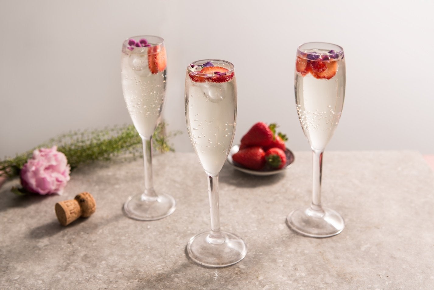 Perfect cocktails for National Prosecco Day - UK Mums TV Perfect cocktails for National Prosecco Day - UK Mums TV